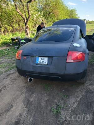 Melns Audi TT 2000 Jēkabpils, ar dzinēja tilpumu 1.80 L un nobraukumu 344 tūkst. km par 1200 €, foto  vietnē AUTOMOTO.COM.LV
