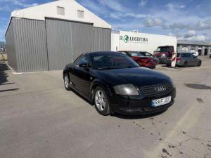 Melns Audi TT 2000 Klaipėda, ar dzinēja tilpumu 1.78 L un nobraukumu 267 tūkst. km par 2750 €, foto 3 vietnē AUTOMOTO.COM.LV