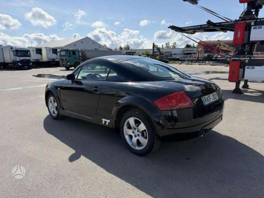Melns Audi TT 2000 Klaipėda, ar dzinēja tilpumu 1.78 L un nobraukumu 267 tūkst. km par 2750 €, foto 6 vietnē AUTOMOTO.COM.LV