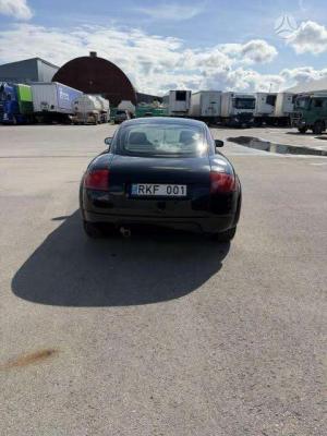 Melns Audi TT 2000 Klaipėda, ar dzinēja tilpumu 1.78 L un nobraukumu 267 tūkst. km par 2750 €, foto 7 vietnē AUTOMOTO.COM.LV
