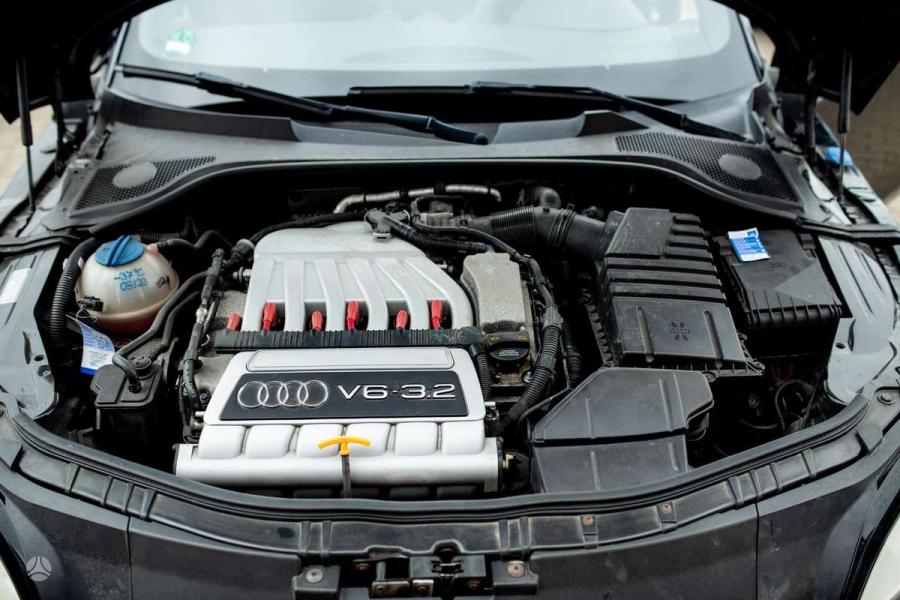 Черный Ауди ТТ 2007 в Каунас, объемом двигателя 3.19 л и пробегом 198 тыс. км за 7200 €, фото 8 на AUTOMOTO.COM.LV