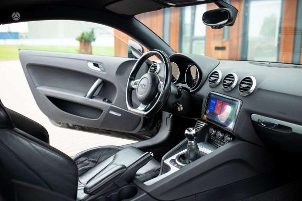 Black Audi TT 2007 in Kaunas, with an engine capacity of 3.19 L and mileage of 198 thousand km for 7200 €, photo 9 on AUTOMOTO.COM.LV