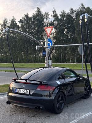 Melns Audi TT 2008 Rīga, ar dzinēja tilpumu 2.00 L un nobraukumu 325 tūkst. km par 8500 €, foto 2 vietnē AUTOMOTO.COM.LV