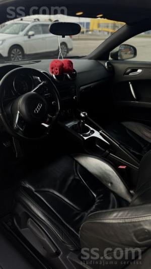 Melns Audi TT 2008 Rīga, ar dzinēja tilpumu 2.00 L un nobraukumu 325 tūkst. km par 8500 €, foto 3 vietnē AUTOMOTO.COM.LV