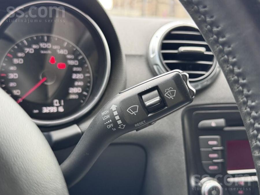 Melns Audi TT 2008 Rīga, ar dzinēja tilpumu 2.00 L un nobraukumu 329 tūkst. km par 8490 €, foto 12 vietnē AUTOMOTO.COM.LV