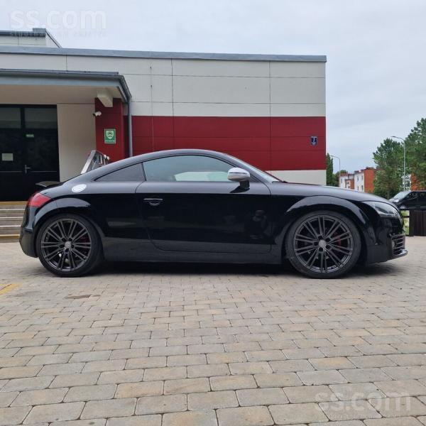 Black Audi TT 2008 in Riga, with an engine capacity of 2.00 L and mileage of 260 thousand km for 8300 €, photo 5 on AUTOMOTO.COM.LV