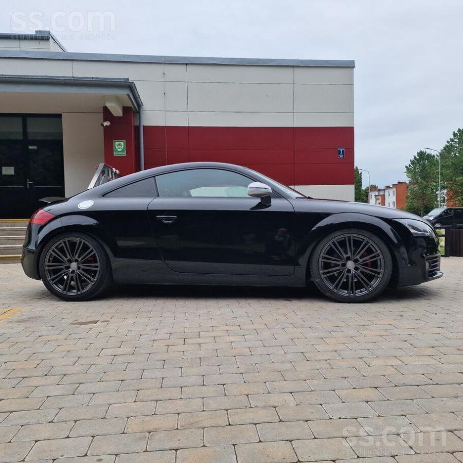 Black Audi TT 2008 in Riga, with an engine capacity of 2.00 L and mileage of 260 thousand km for 8300 €, photo 6 on AUTOMOTO.COM.LV