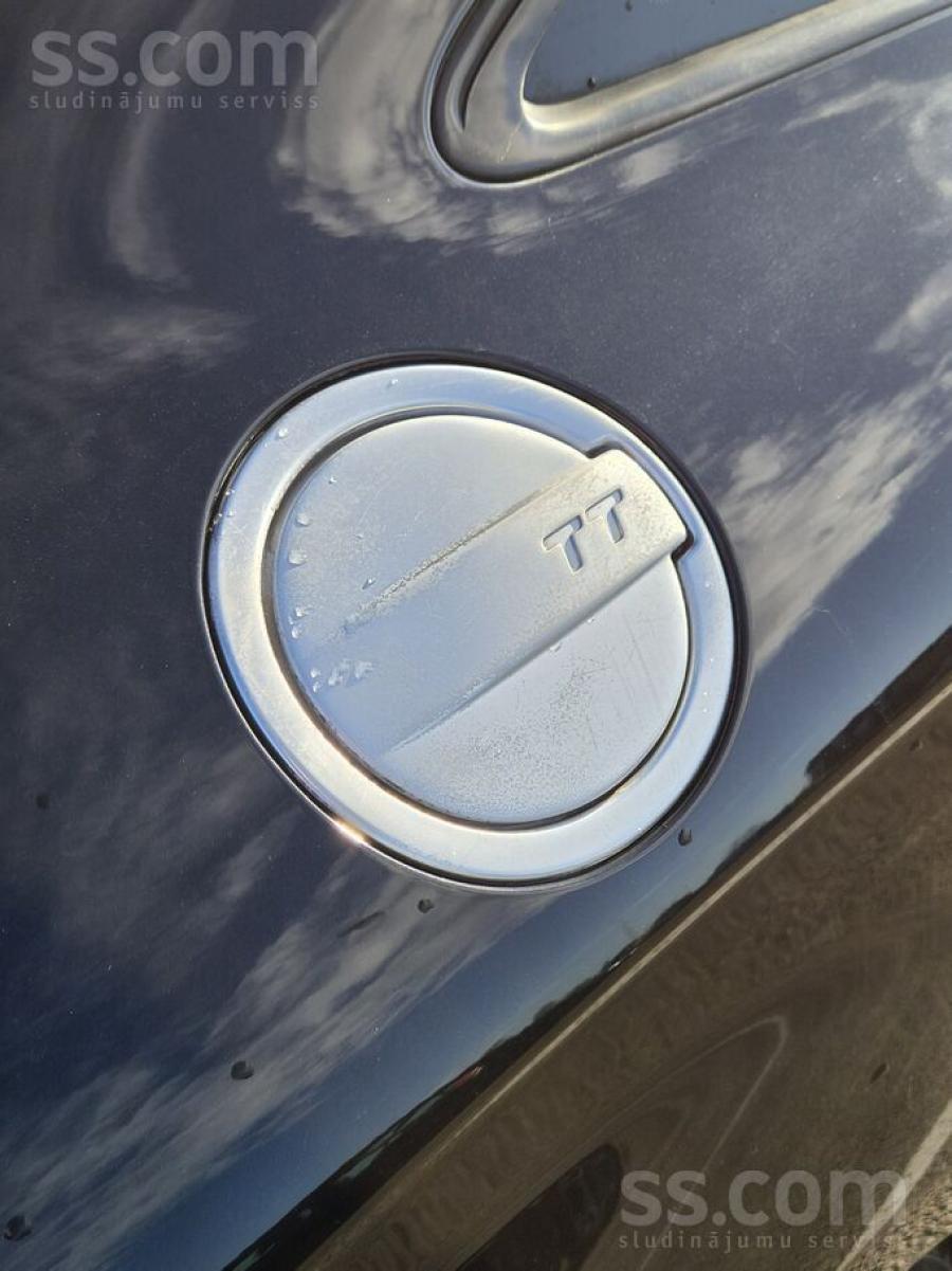 Melns Audi TT 2008 Rīga, ar dzinēja tilpumu 2.00 L un nobraukumu 330 tūkst. km par 7500 €, foto 5 vietnē AUTOMOTO.COM.LV