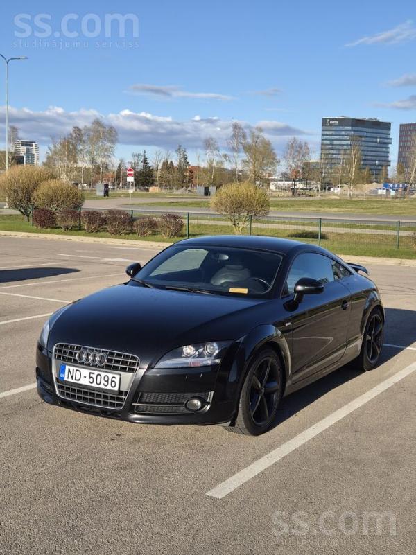 Melns Audi TT 2008 Rīga, ar dzinēja tilpumu 2.00 L un nobraukumu 330 tūkst. km par 7500 €, foto 2 vietnē AUTOMOTO.COM.LV