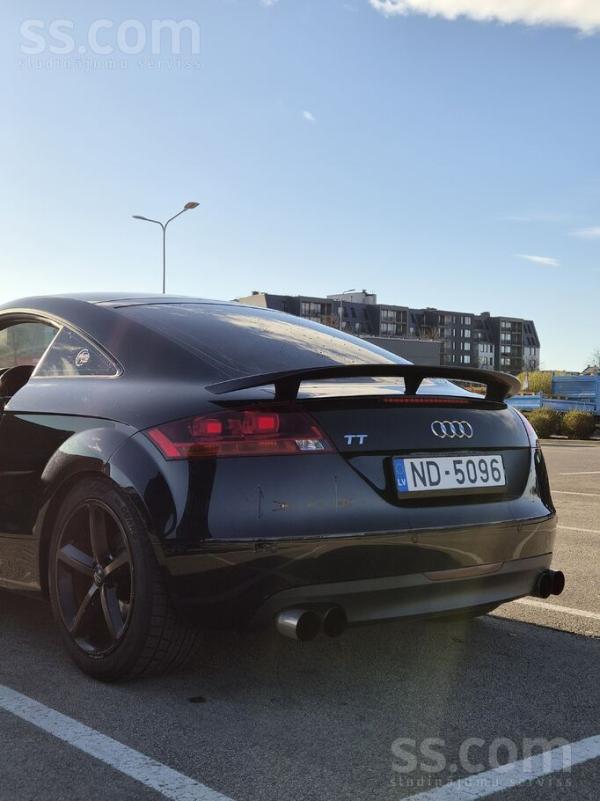 Melns Audi TT 2008 Rīga, ar dzinēja tilpumu 2.00 L un nobraukumu 330 tūkst. km par 7500 €, foto 3 vietnē AUTOMOTO.COM.LV