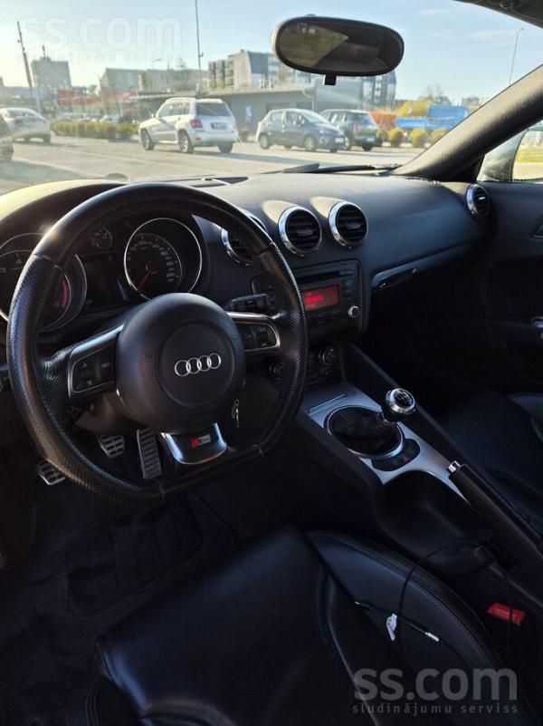 Melns Audi TT 2008 Rīga, ar dzinēja tilpumu 2.00 L un nobraukumu 330 tūkst. km par 7500 €, foto 6 vietnē AUTOMOTO.COM.LV