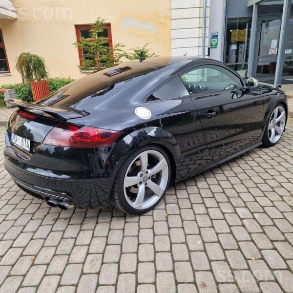 Audi TT 2008 Rīga vietnē Melns Audi TT 2008 Rīga, ar dzinēja tilpumu 2.00 L un nobraukumu 220 tūkst. km par 11950 €, foto 5 vietnē AUTOMOTO.COM.LV
