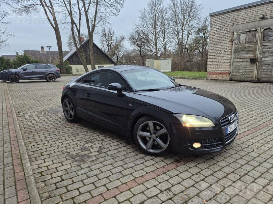 Melns Audi TT 2009 Tukums, ar dzinēja tilpumu 2.00 L un nobraukumu 301 tūkst. km par 8990 €, foto 5 vietnē AUTOMOTO.COM.LV