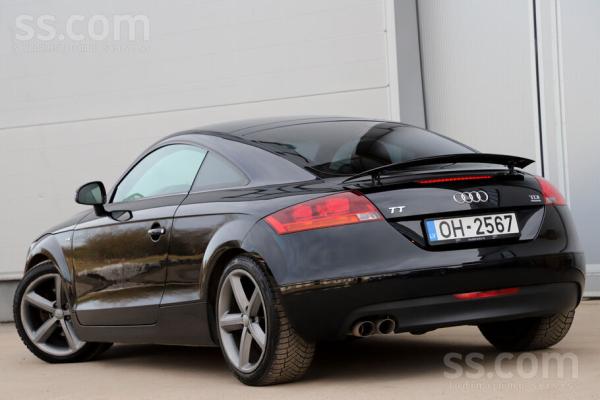 Black Audi TT 2009 in Tukums, with an engine capacity of 2.00 L and mileage of 301 thousand km for 7950 €, photo 4 on AUTOMOTO.COM.LV