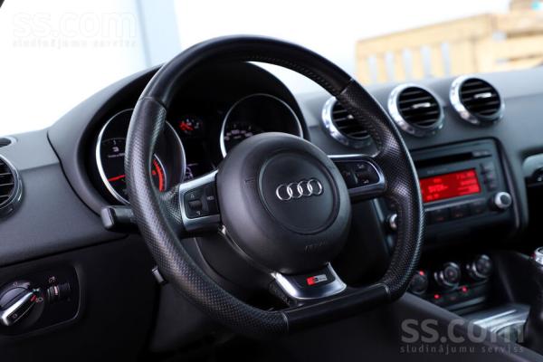 Black Audi TT 2009 in Tukums, with an engine capacity of 2.00 L and mileage of 301 thousand km for 7950 €, photo 5 on AUTOMOTO.COM.LV