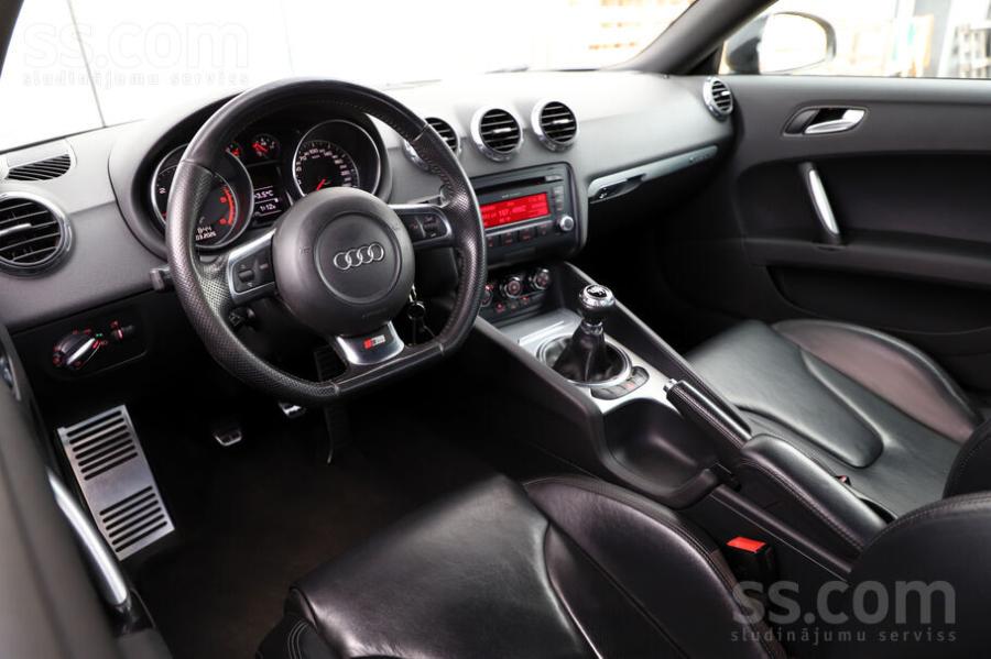 Melns Audi TT 2009 Tukums, ar dzinēja tilpumu 2.00 L un nobraukumu 301 tūkst. km par 7950 €, foto 7 vietnē AUTOMOTO.COM.LV
