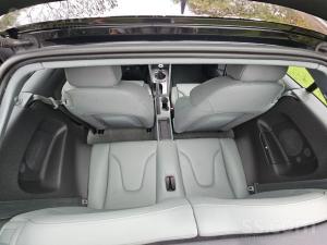 Melns Audi TT 2009 Rīga, ar dzinēja tilpumu 2.00 L un nobraukumu 309 tūkst. km par 7600 €, foto 5 vietnē AUTOMOTO.COM.LV
