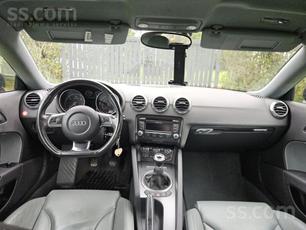 Black Audi TT 2009 in Riga, with an engine capacity of 2.00 L and mileage of 309 thousand km for 7600 €, photo 6 on AUTOMOTO.COM.LV