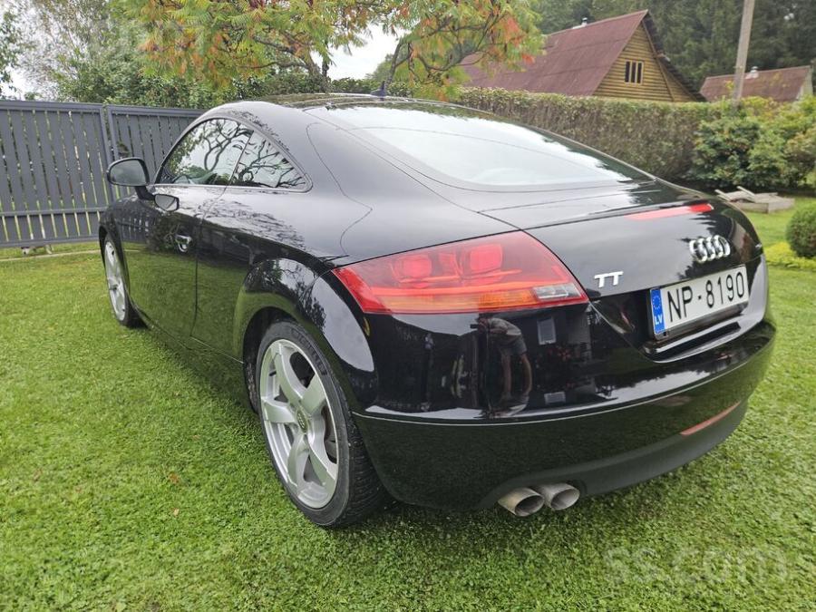 Melns Audi TT 2009 Rīga, ar dzinēja tilpumu 2.00 L un nobraukumu 309 tūkst. km par 7600 €, foto 12 vietnē AUTOMOTO.COM.LV