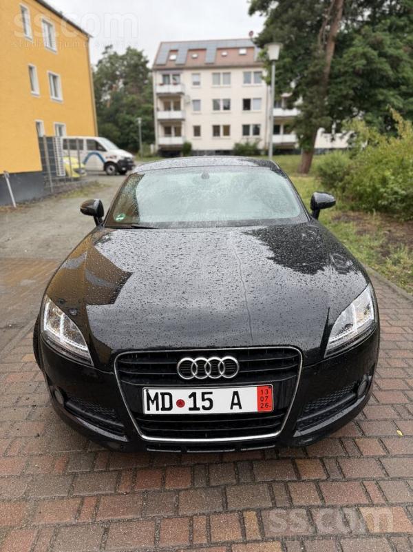 Melns Audi TT 2010 Rīga, ar dzinēja tilpumu 1.80 L un nobraukumu 149 tūkst. km par 8100 €, foto 1 vietnē AUTOMOTO.COM.LV