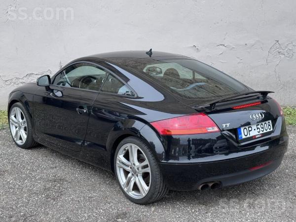 Black Audi TT 2010 in Riga, with an engine capacity of 1.80 L and mileage of 0 thousand km for 8450 €, photo 7 on AUTOMOTO.COM.LV