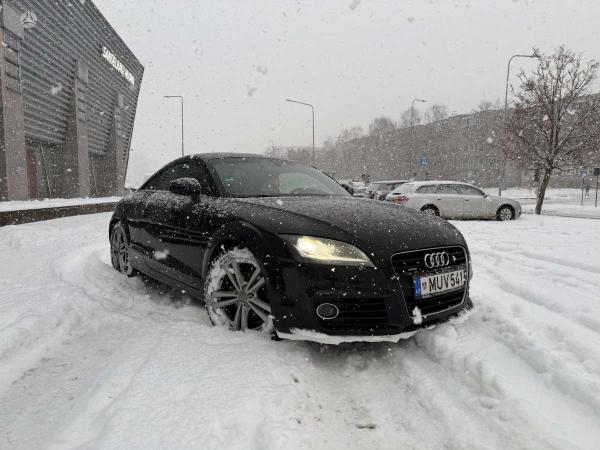 Black Audi TT 2011 in Vilnius, with an engine capacity of 2.00 L and mileage of 262 thousand km for 8500 €, photo 9 on AUTOMOTO.COM.LV