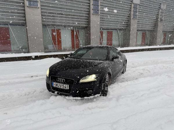 Black Audi TT 2011 in Vilnius, with an engine capacity of 2.00 L and mileage of 262 thousand km for 8500 €, photo 10 on AUTOMOTO.COM.LV