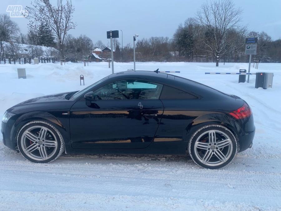 Black Audi TT 2011 in Kaunas, with an engine capacity of 2.00 L and mileage of 293 thousand km for 9200 €, photo 2 on AUTOMOTO.COM.LV
