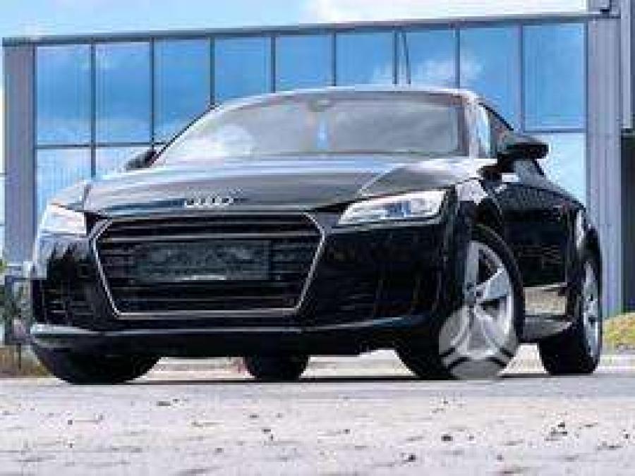 Black Audi TT 2014 in Siauliai, with an engine capacity of 2.00 L and mileage of 270 thousand km for 13150 €, photo 1 on AUTOMOTO.COM.LV