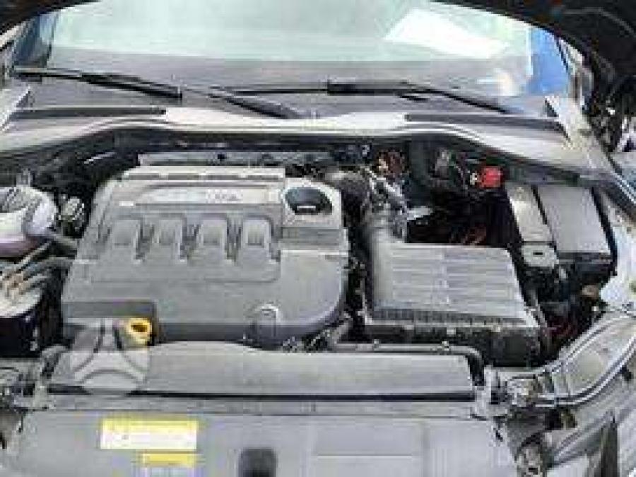 Black Audi TT 2014 in Siauliai, with an engine capacity of 2.00 L and mileage of 270 thousand km for 13150 €, photo 24 on AUTOMOTO.COM.LV