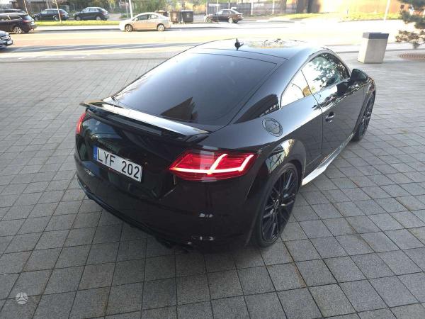 Black Audi TT 2016 in Vilnius, with an engine capacity of 2.00 L and mileage of 129 thousand km for 21900 €, photo 2 on AUTOMOTO.COM.LV