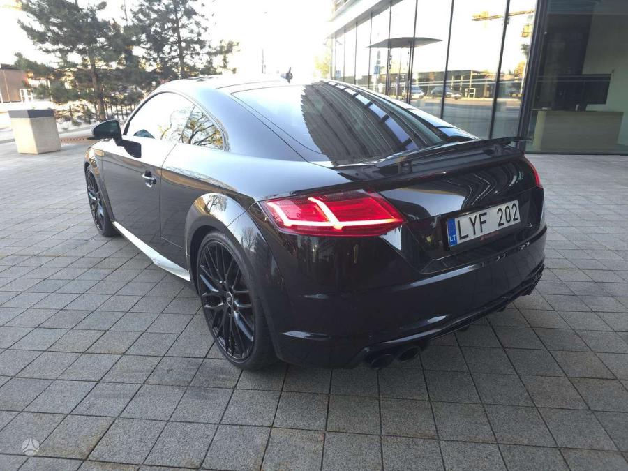 Black Audi TT 2016 in Vilnius, with an engine capacity of 2.00 L and mileage of 129 thousand km for 21900 €, photo 5 on AUTOMOTO.COM.LV