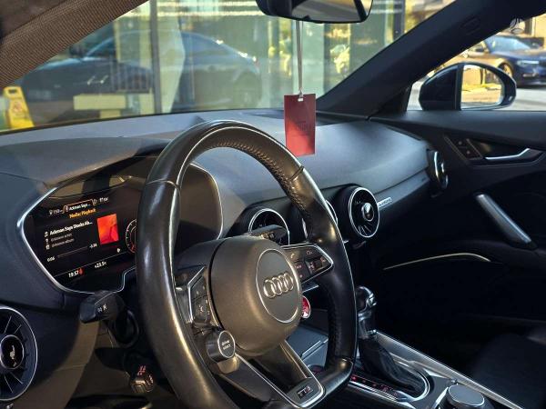 Black Audi TT 2016 in Vilnius, with an engine capacity of 2.00 L and mileage of 129 thousand km for 21900 €, photo 7 on AUTOMOTO.COM.LV