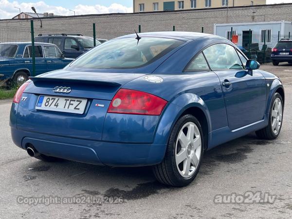 Blue Audi TT 1999 in Narva, with an engine capacity of 1.80 L and mileage of 320 thousand km for 2499 €, photo 10 on AUTOMOTO.COM.LV