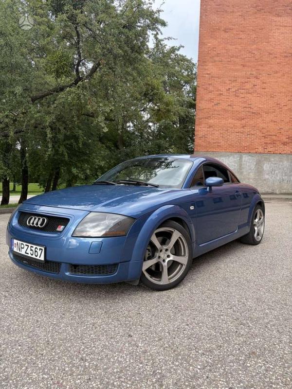 Zils Audi TT 1999 Alīta, ar dzinēja tilpumu 1.78 L un nobraukumu 245 tūkst. km par 6000 €, foto 1 vietnē AUTOMOTO.COM.LV