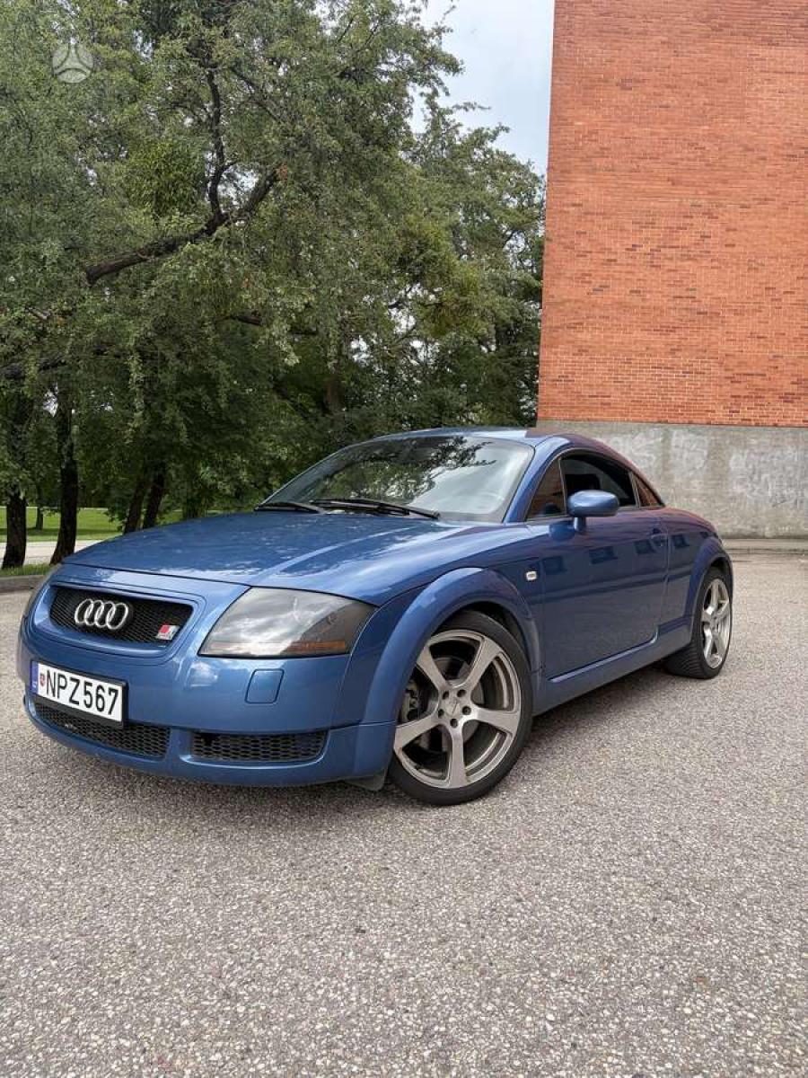 Zils Audi TT 1999 Alīta, ar dzinēja tilpumu 1.78 L un nobraukumu 245 tūkst. km par 6000 €, foto 1 vietnē AUTOMOTO.COM.LV