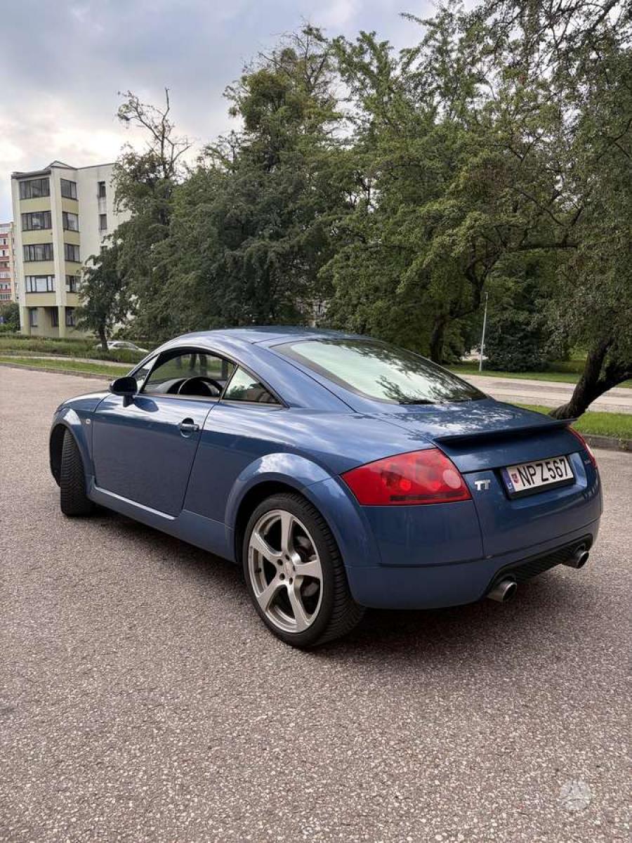 Zils Audi TT 1999 Alīta, ar dzinēja tilpumu 1.78 L un nobraukumu 245 tūkst. km par 6000 €, foto 3 vietnē AUTOMOTO.COM.LV