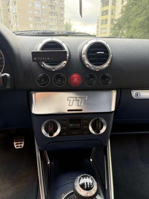 Zils Audi TT 1999 Alīta, ar dzinēja tilpumu 1.78 L un nobraukumu 245 tūkst. km par 6000 €, foto 14 vietnē AUTOMOTO.COM.LV