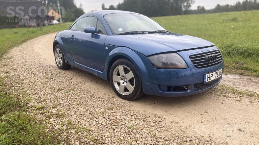 Blue Audi TT 1999 in Aizkraukle, with an engine capacity of 1.80 L and mileage of 458 thousand km for 1800 €, photo 3 on AUTOMOTO.COM.LV