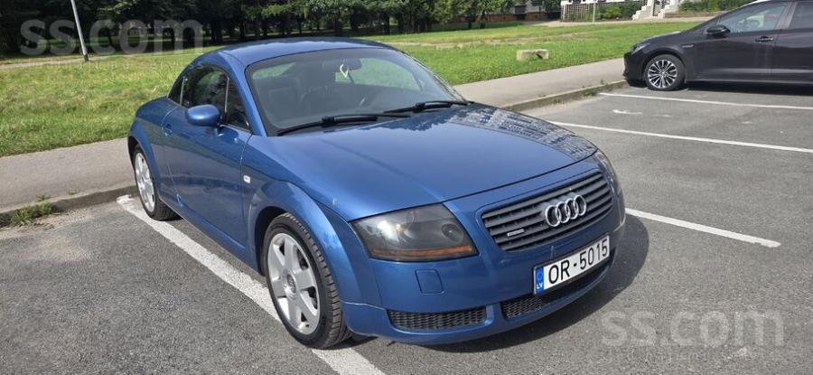 Blue Audi TT 2000 in Riga, with an engine capacity of 1.80 L and mileage of 229 thousand km for 4900 €, photo 3 on AUTOMOTO.COM.LV