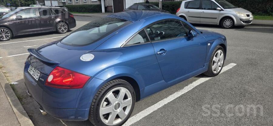Blue Audi TT 2000 in Riga, with an engine capacity of 1.80 L and mileage of 229 thousand km for 4900 €, photo 5 on AUTOMOTO.COM.LV