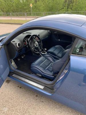 Blue Audi TT 2000 in Utena, with an engine capacity of 1.78 L and mileage of 255 thousand km for 3750 €, photo 8 on AUTOMOTO.COM.LV