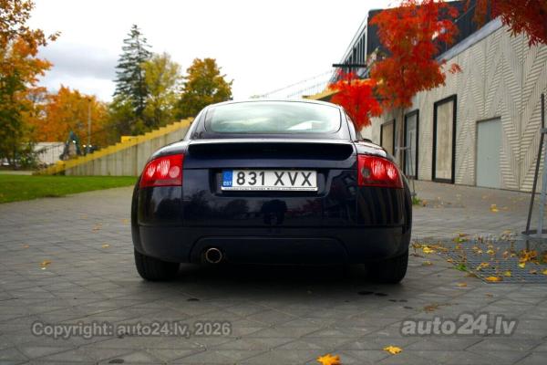 Zils Audi TT 2001 Tallina, ar dzinēja tilpumu 1.80 L un nobraukumu 215 tūkst. km par 4990 €, foto 11 vietnē AUTOMOTO.COM.LV