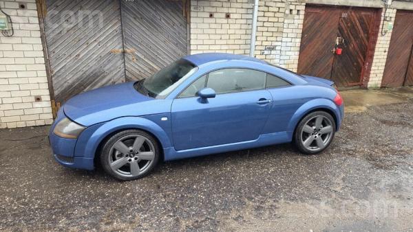 Blue Audi TT 2001 in Riga, with an engine capacity of 1.80 L and mileage of 192 thousand km for 2500 €, photo 6 on AUTOMOTO.COM.LV