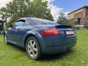 Zils Audi TT 2005 Alīta, ar dzinēja tilpumu 1.78 L un nobraukumu 172 tūkst. km par 3600 €, foto 3 vietnē AUTOMOTO.COM.LV