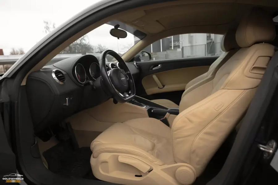 Blue Audi TT 2007 in Jelgava, with an engine capacity of 2.00 L and mileage of 285 thousand km for 6150 €, photo 11 on AUTOMOTO.COM.LV