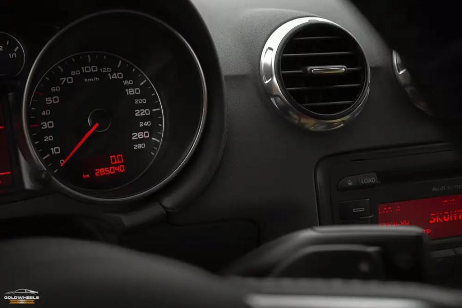 Blue Audi TT 2007 in Jelgava, with an engine capacity of 2.00 L and mileage of 285 thousand km for 6150 €, photo 14 on AUTOMOTO.COM.LV