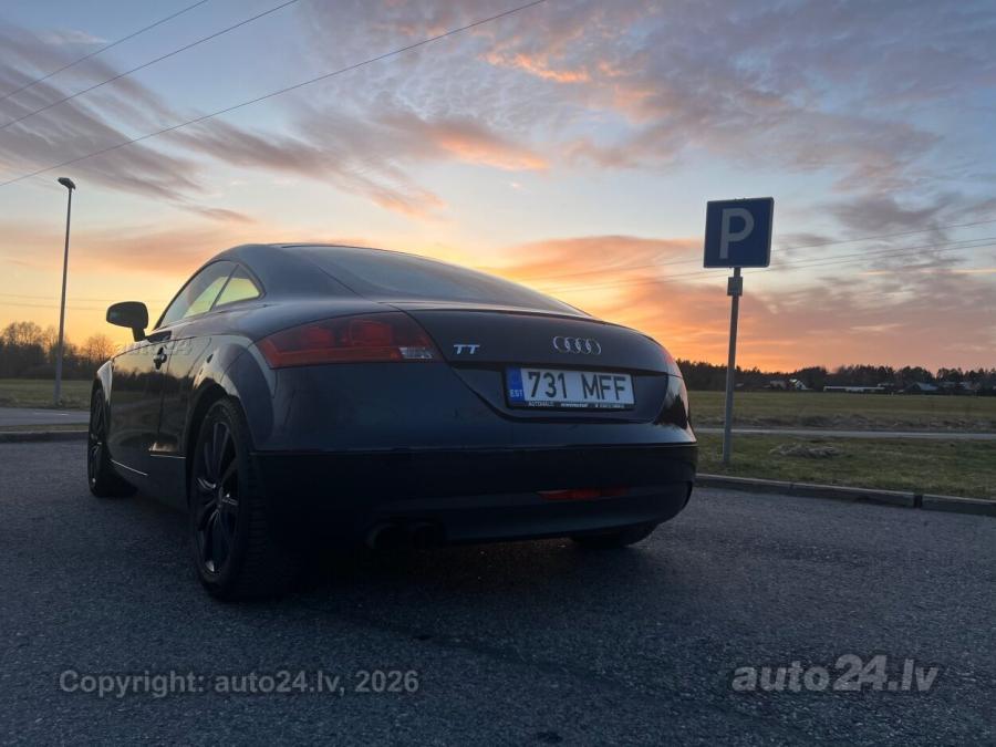 Blue Audi TT 2010 in Tallinn, with an engine capacity of 1.80 L and mileage of 125 thousand km for 9900 €, photo 7 on AUTOMOTO.COM.LV