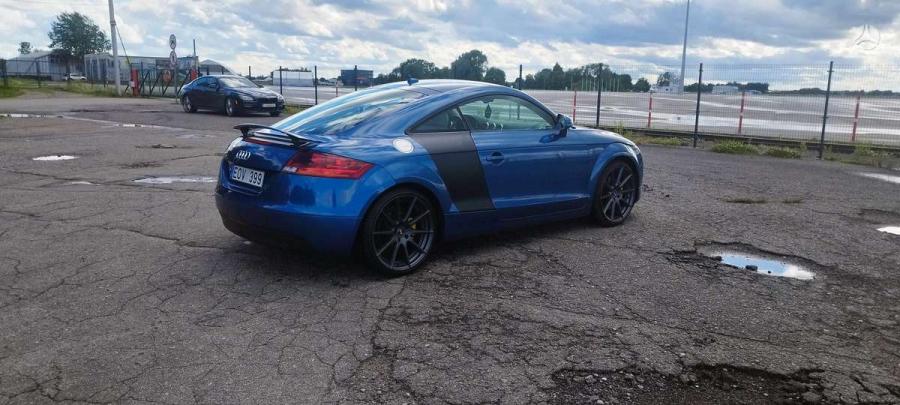 Zils Audi TT 2011 Kauņa, ar dzinēja tilpumu 2.00 L un nobraukumu 155 tūkst. km par 6200 €, foto 3 vietnē AUTOMOTO.COM.LV