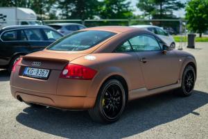 Brown Audi TT 1999 in Liepaja, with an engine capacity of 1.80 L and mileage of 258 thousand km for 3500 €, photo 5 on AUTOMOTO.COM.LV